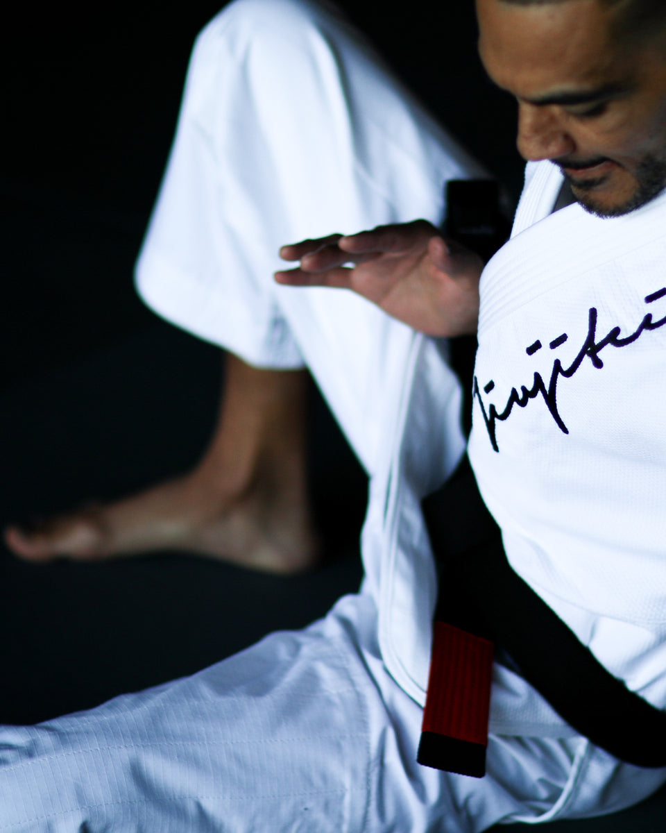 SWEEP 450 RANKED PRETA GI – Jiujiteiro